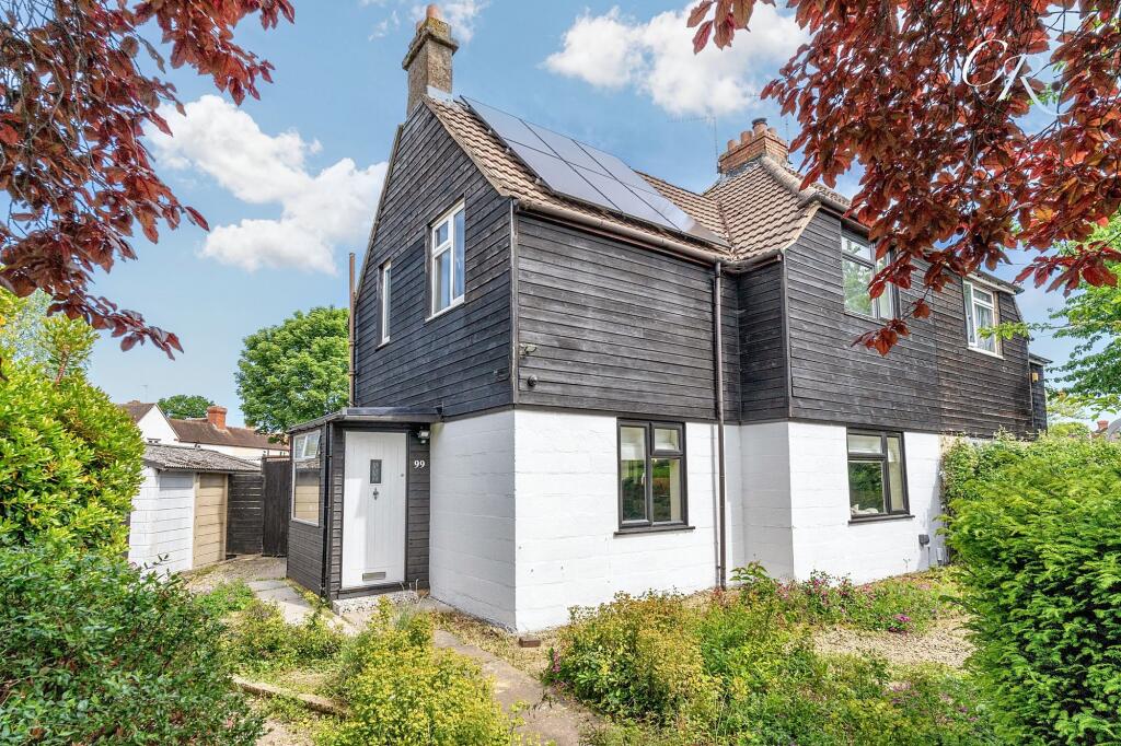 3 bedroom semi-detached house for sale in Tennyson Road, Cheltenham, GL51