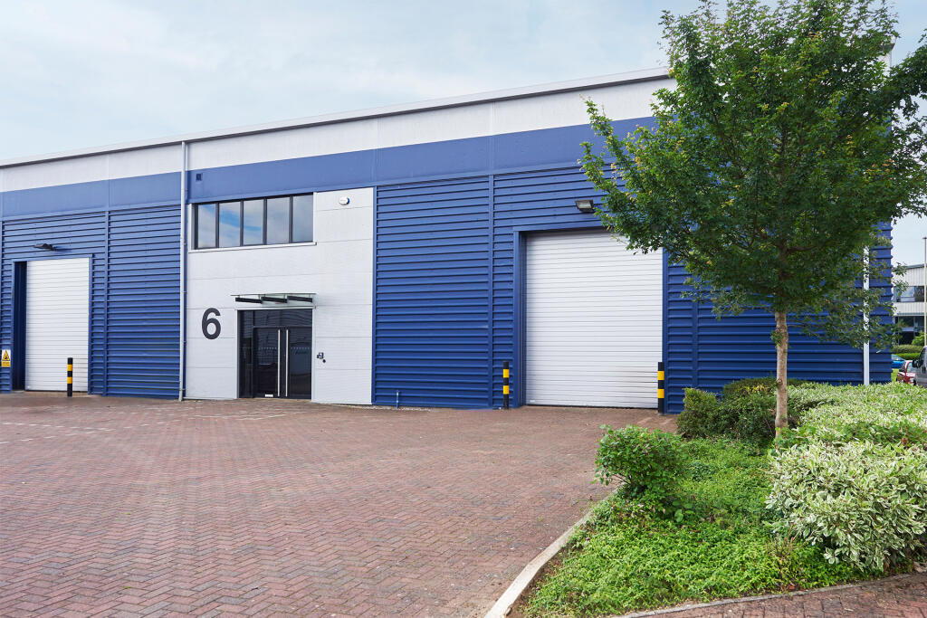 Light industrial facility to lease in The Quadrant Centre, Quedgeley ...