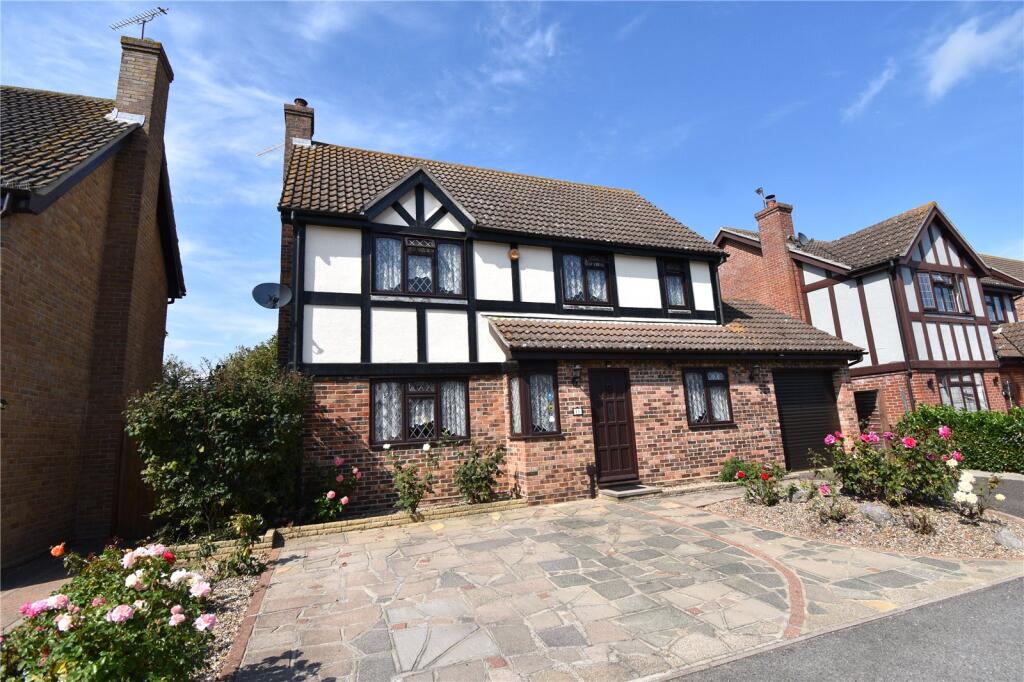 4 bedroom detached house for sale in Davall Close, Ramsey, Harwich ...