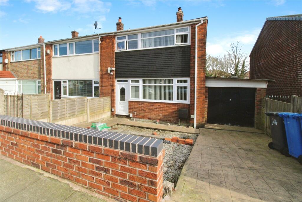 3 bedroom end of terrace house for sale in Heys Avenue, Wardley ...