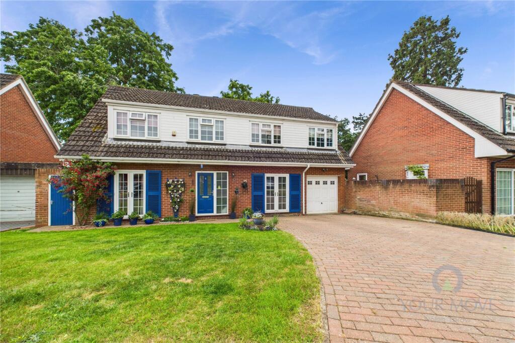 5 bedroom detached house for sale in Belvedere Close, Dallington ...