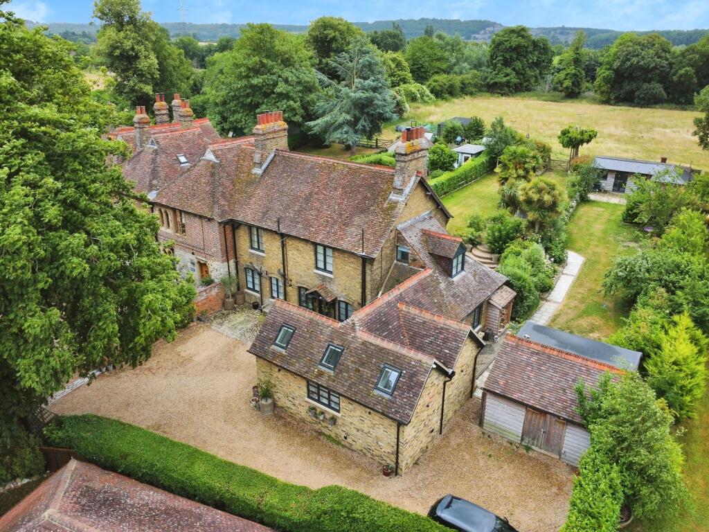 4 bedroom semi-detached house for sale in Rectory Road, Cliffe ...