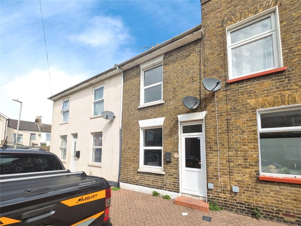 2 bedroom terraced house for sale in Alma Street, Sheerness, Kent, ME12