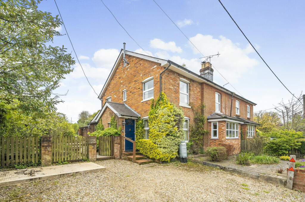 3 bedroom semi-detached house for sale in East Dean Road, Lockerley ...