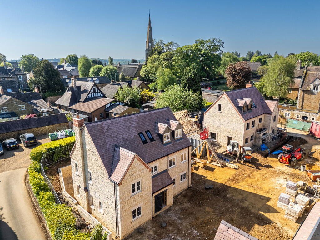 5 bedroom detached house for sale in Plot 4 Sterling Court, Loddington NN14