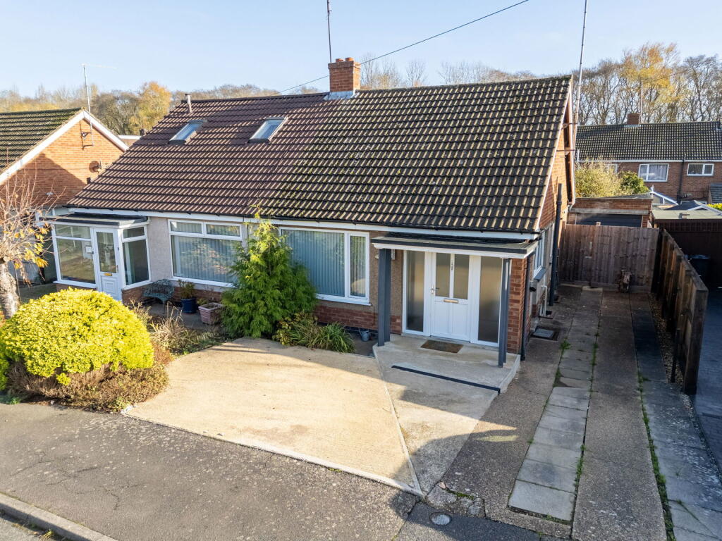 2 bedroom semi-detached bungalow for sale in Brockhill Close, Kettering ...