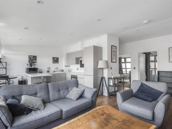 2 bedroom apartment for sale in 7-11 Station Road, Reading, RG1