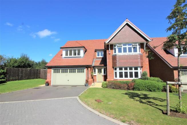 5 Bedroom Detached House For Sale In Biddestone Avenue Badbury Park