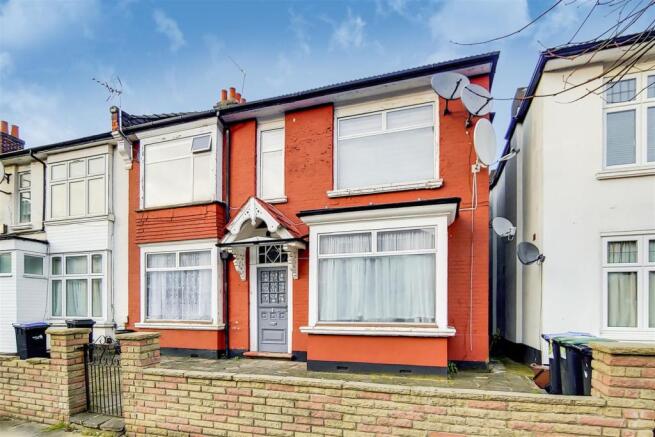 5 Bedroom Semi Detached House For Sale In Sidney Avenue Palmers Green