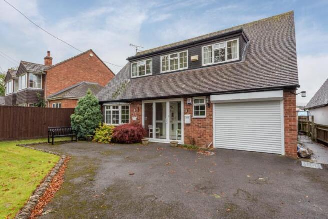 3 Bedroom Detached House For Sale In Home Close Wootton Abingdon
