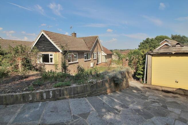 3 Bedroom Semi Detached Bungalow For Sale In Aubrey Close Chelmsford