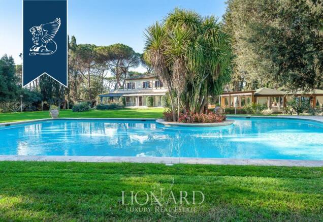 5 bedroom villa for sale in Lazio, Rome, Roma, Italy
