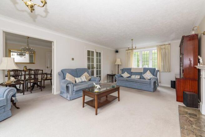 4 Bedroom Detached House For Sale In Roman Way Uckfield Tn22
