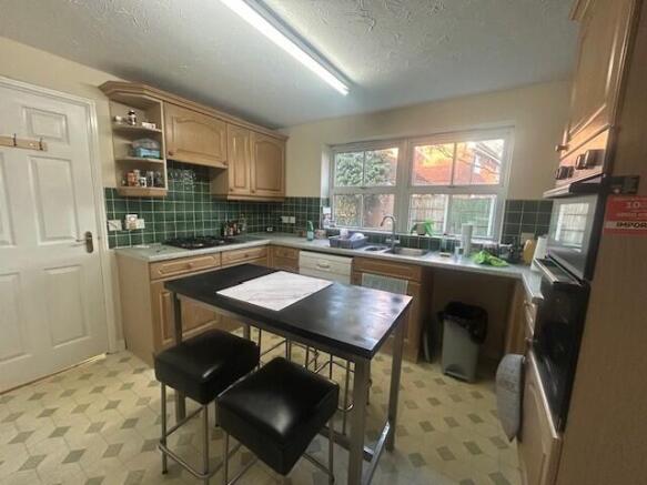 4 bedroom detached house for rent in Barrack Close, Sutton Coldfield ...
