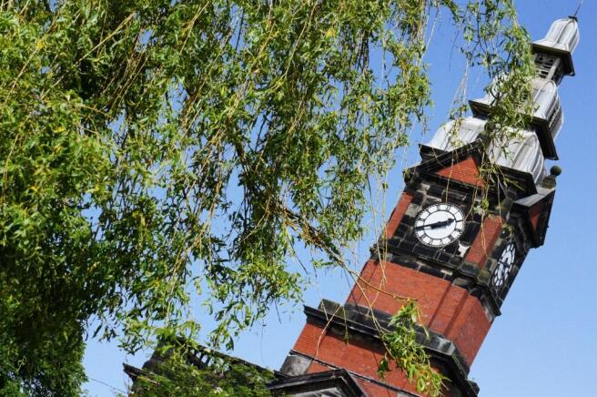 Clock Tower Park Offices | atelier-yuwa.ciao.jp