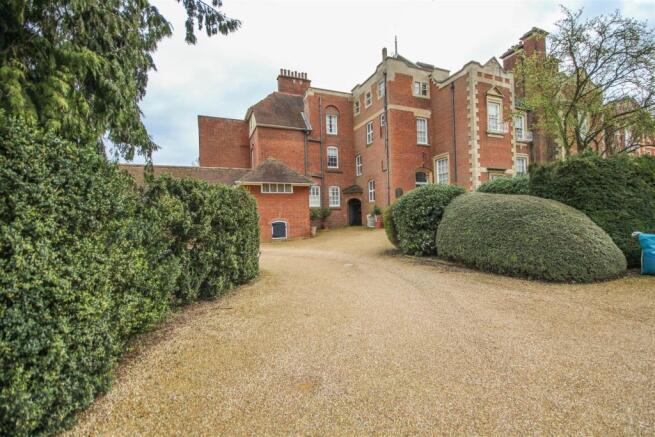3 Bedroom Apartment For Rent In Cotton End Road Exning Newmarket Cb8