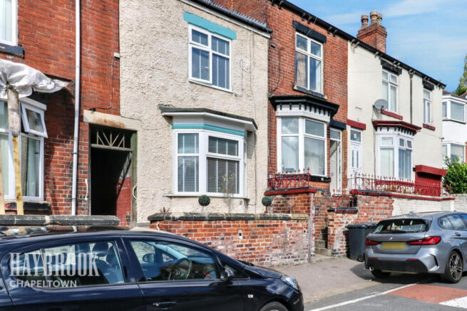 3 bedroom terraced house for sale in Vickers Road, Sheffield, S5