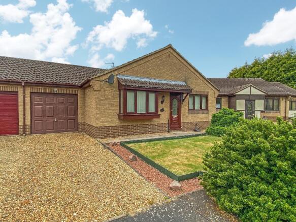 2 Bedroom Bungalow For Sale In Mowbray Close Wisbech St Mary Wisbech