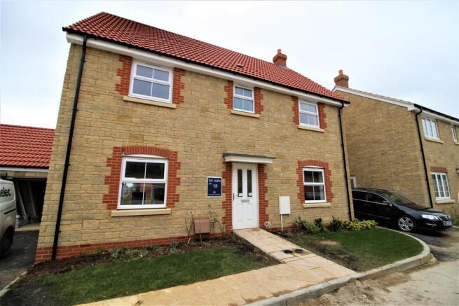 4 Bedroom Detached House For Sale In Highworth Road Shrivenham