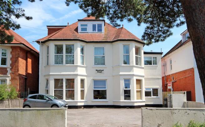 3 Bedroom Apartment For Sale In Grand Avenue Southbourne Bournemouth