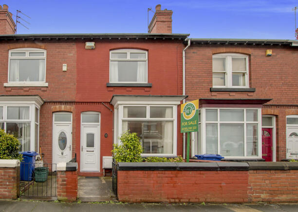 3 Bedroom Terraced House For Sale In Rockingham Road Wheatley