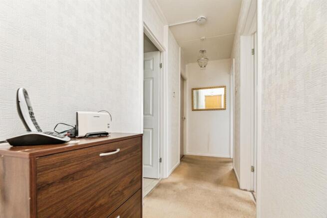 1 bedroom flat for sale in Doncaster Road, Rotherham, S65