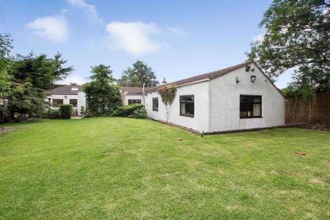 4 Bedroom Detached Bungalow For Sale In West Lane Dalton On Tees