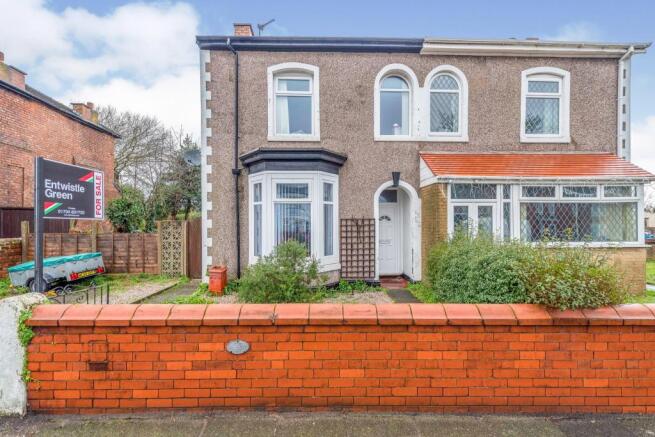 3 Bedroom Semi Detached House For Sale In Liverpool Road Southport
