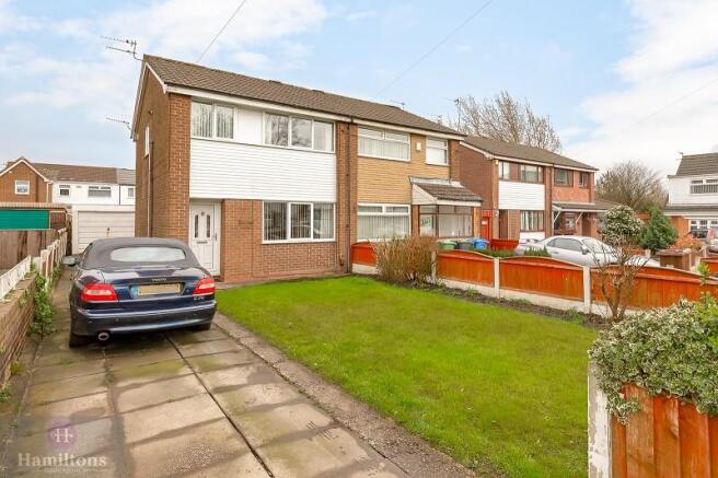 3 Bedroom Semi Detached House For Sale In Suffolk Grove Leigh Greater