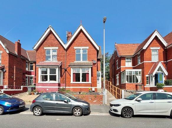 4 bedroom semi-detached house for sale in Reads Avenue, Blackpool ...
