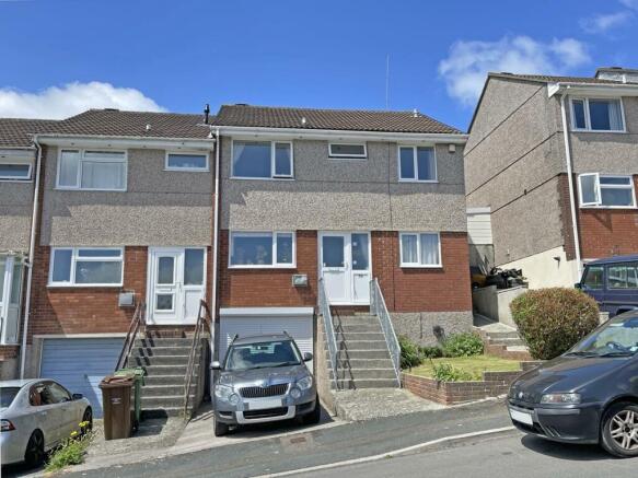 4 Bedroom End Of Terrace House For Sale In Grantley Gardens Mannamead