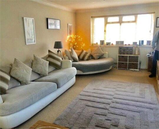 3 bedroom detached house for sale in Wilton Place, New Haw, ADDLESTONE ...