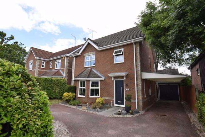4 Bedroom Detached House For Sale In Rectory Avenue Rochford Essex Ss4