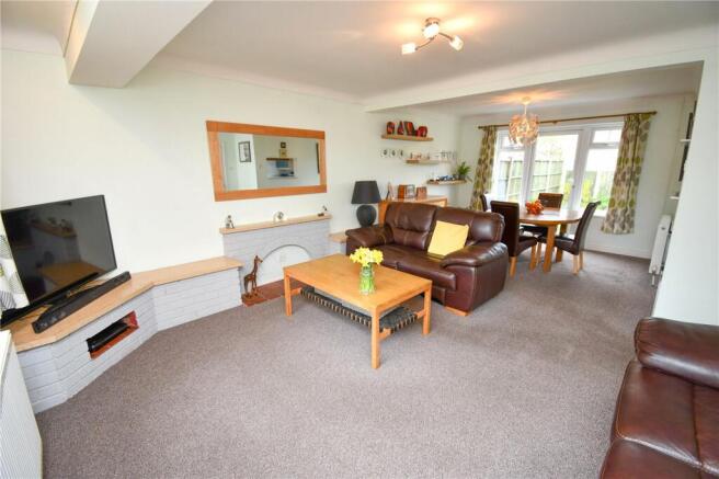 3 Bedroom Semi Detached House For Sale In Bridge Meadow Great Sutton