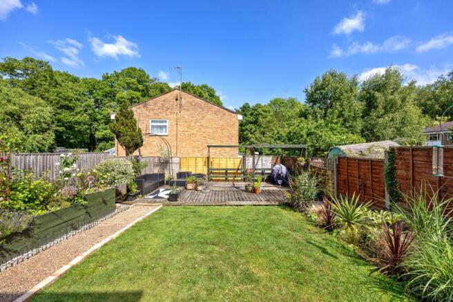 3 bedroom semi-detached house for sale in Hazel Way, Crawley Down, RH10