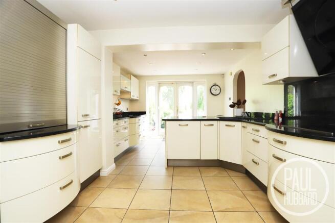 6 bedroom detached house for sale in Broadview Road, Oulton Broad, NR33 ...