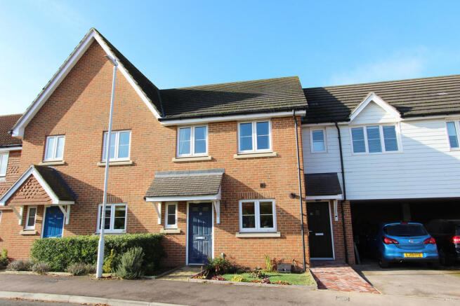 3 Bedroom Terraced House For Sale In Hardy Avenue Dartford Da1