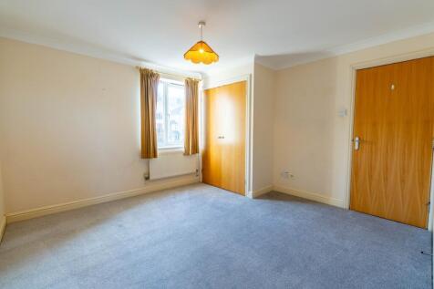 Properties To Rent in Rochester | Rightmove