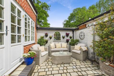 Properties For Sale in Calcot | Rightmove