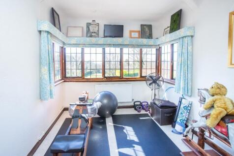 Properties For Sale in Cross In Hand | Rightmove