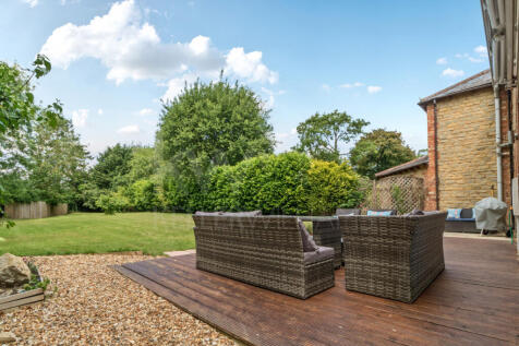 Properties For Sale in Hackleton | Rightmove