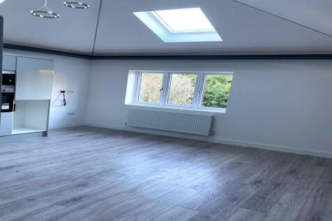 Properties For Sale in UB5 | Rightmove