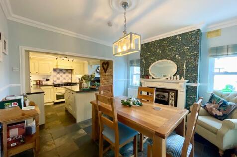 Properties For Sale in Finningley | Rightmove