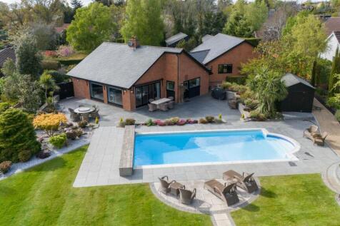 Properties For Sale in Woodbridge | Rightmove