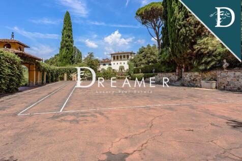 Properties For Sale in Italy | Rightmove