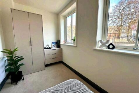 Properties To Rent in Stockport | Rightmove