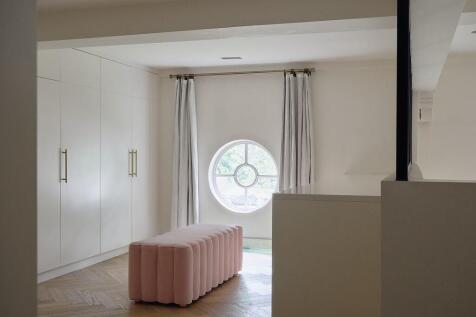 Properties For Sale in Wanstead | Rightmove