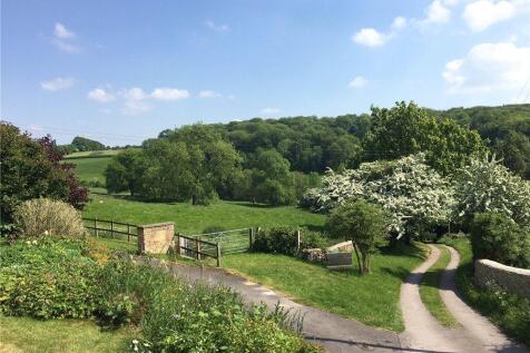 Properties For Sale in Minchinhampton - Flats & Houses For Sale in ...