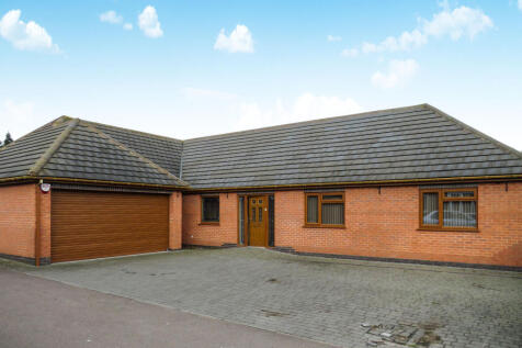 Bungalows For Sale in Leicester, Leicestershire - Rightmove