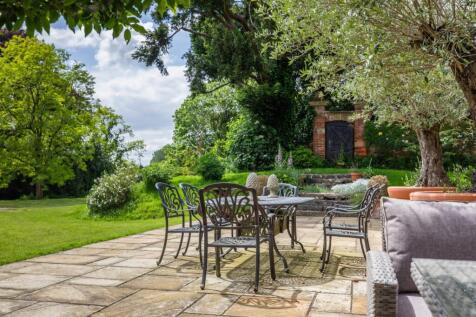 Properties For Sale in Landford | Rightmove